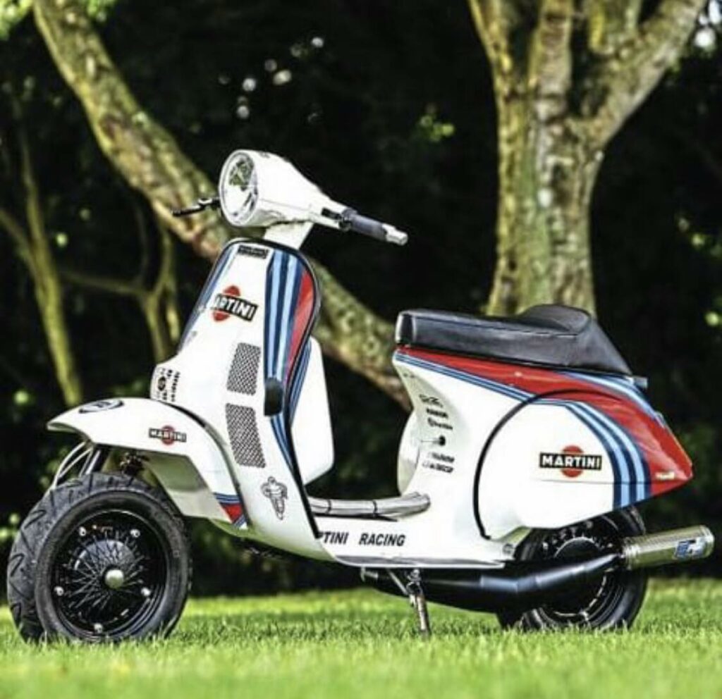 White racing martini Vespa PX custom Cek web vespapx.net for more photo – Vespa PX